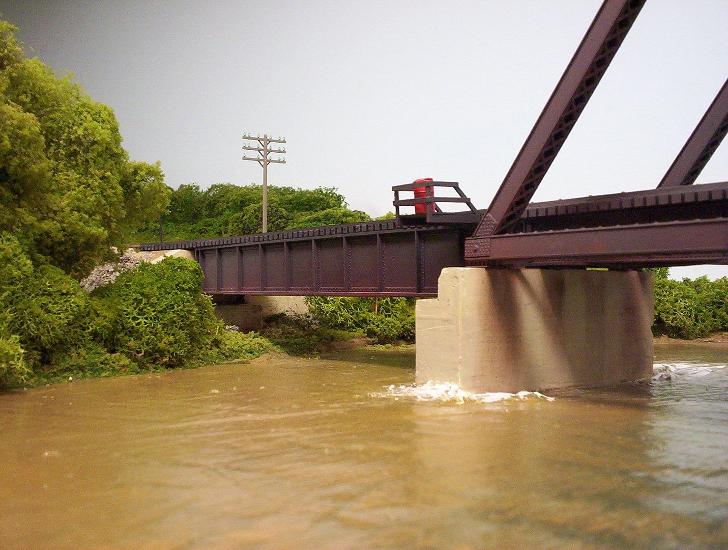 Weathering bridges - General Discussion (Model Railroader) - Trains.com Forums